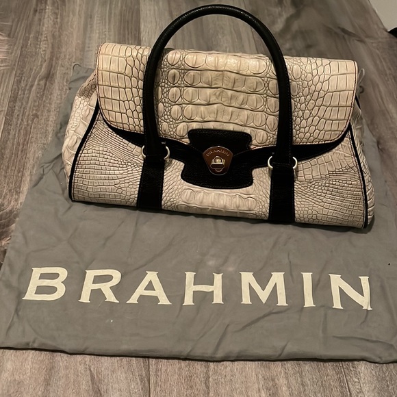 Brahmin | Bags | Guc Brahmin Satchel With Turn Lock On The Front In A ...